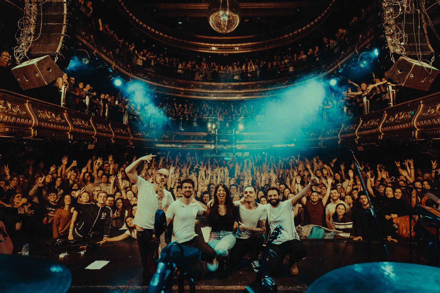 BELY BASARTE ABRIÓ SU GIRA ‘AL OTRO LADO’ EN LA MÍTICA JOY ESLAVA DE ...